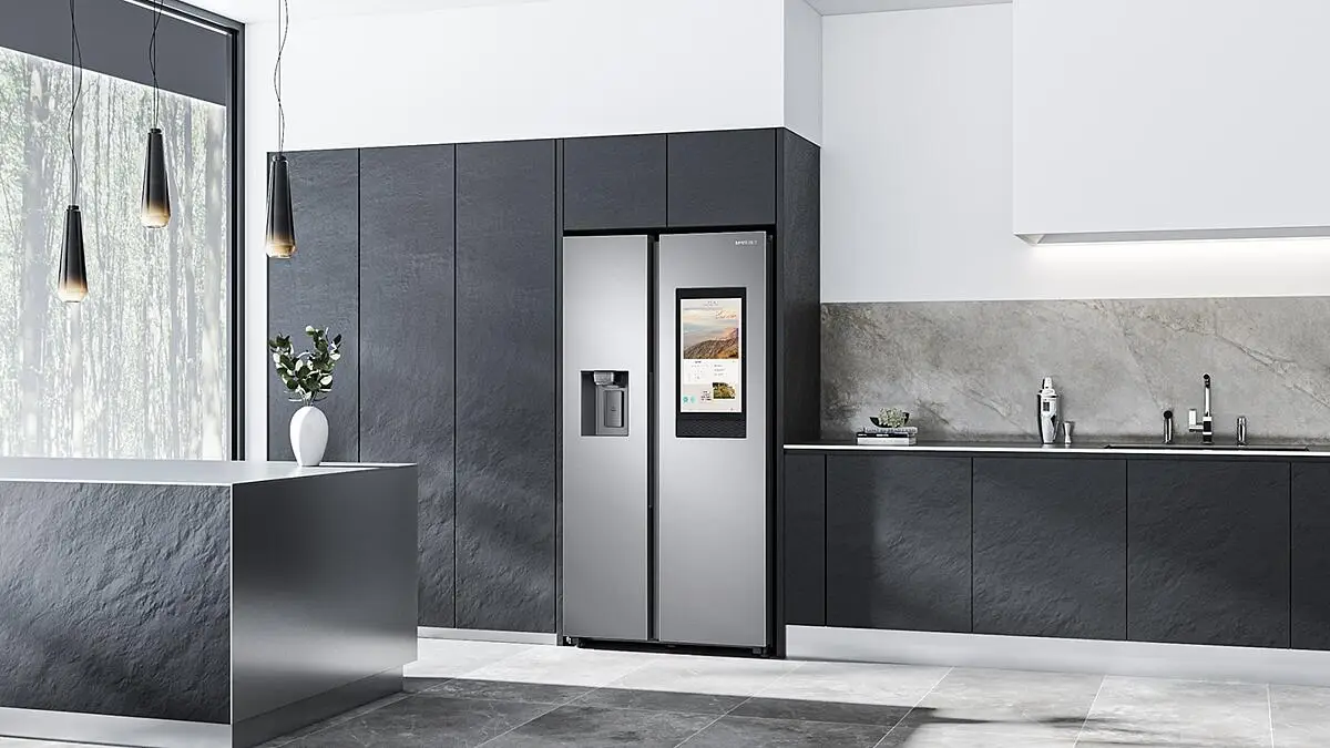 Smart Fridges: Transforming Kitchens with Advanced Technology